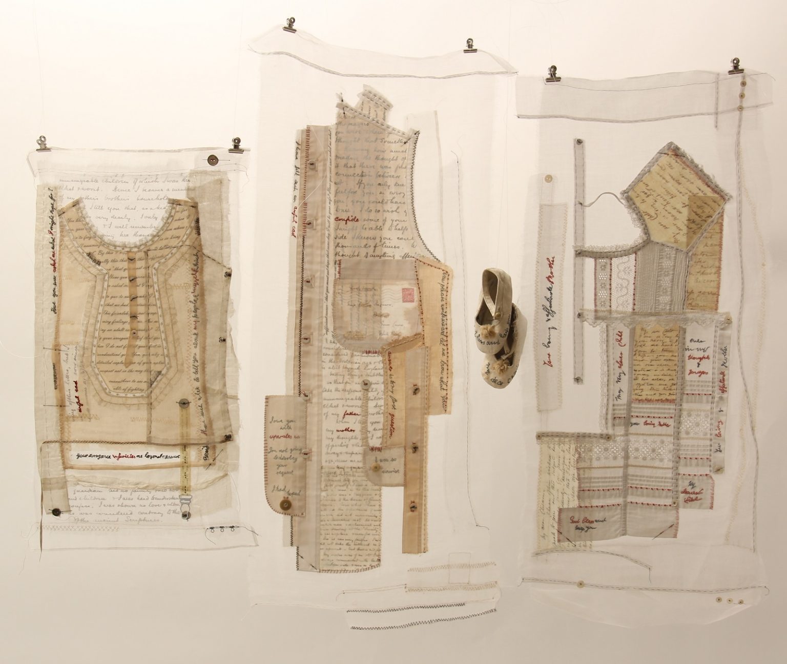 Ali Ferguson: Embroidering emotional connections - TextileArtist.org