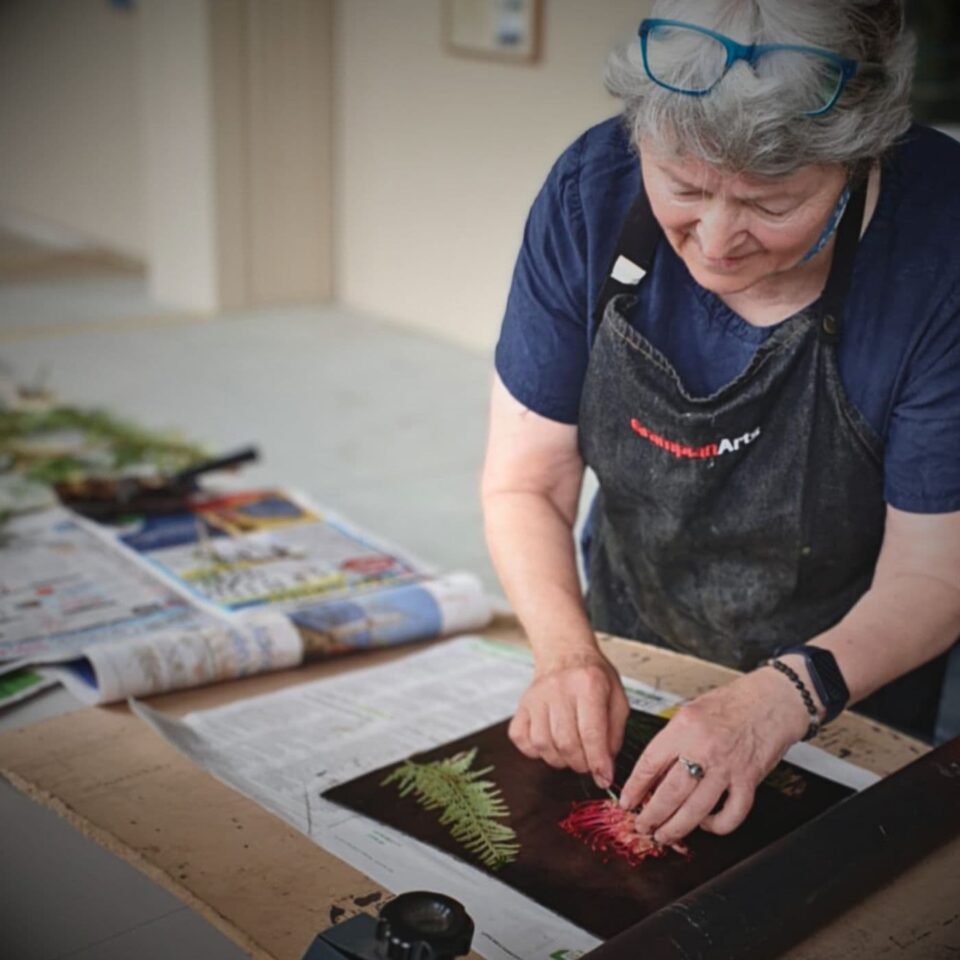 Dijanne Cevaal: Stitched travel stories – TextileArtist
